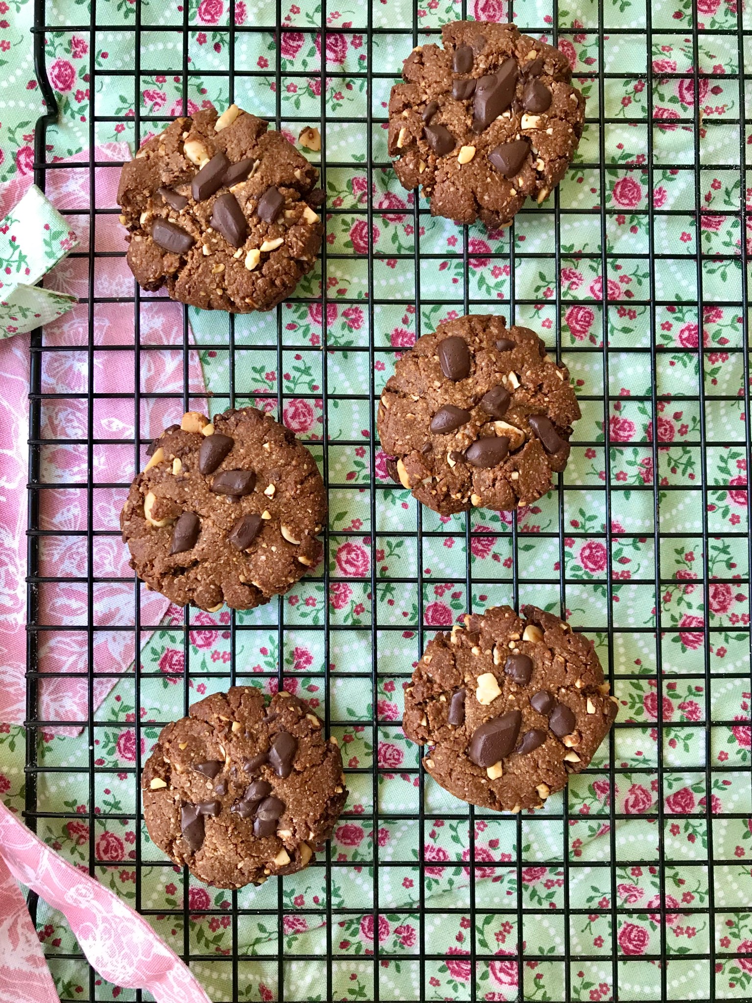 Haselnuss-Zimt-Feel Good-Cookies – Vegantina
